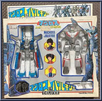 Macross & Valkyrie (Deluxe) - Macross - Basic Series - Takatoku Toys ...