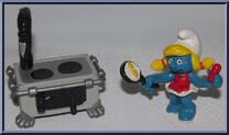 Smurfette Kitchen - Smurfs - Super Smurfs - Peyo Action Figure