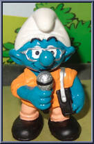 Sports Reporter Smurf (Orange Shirt) - Smurfs - Basic Series - Peyo ...