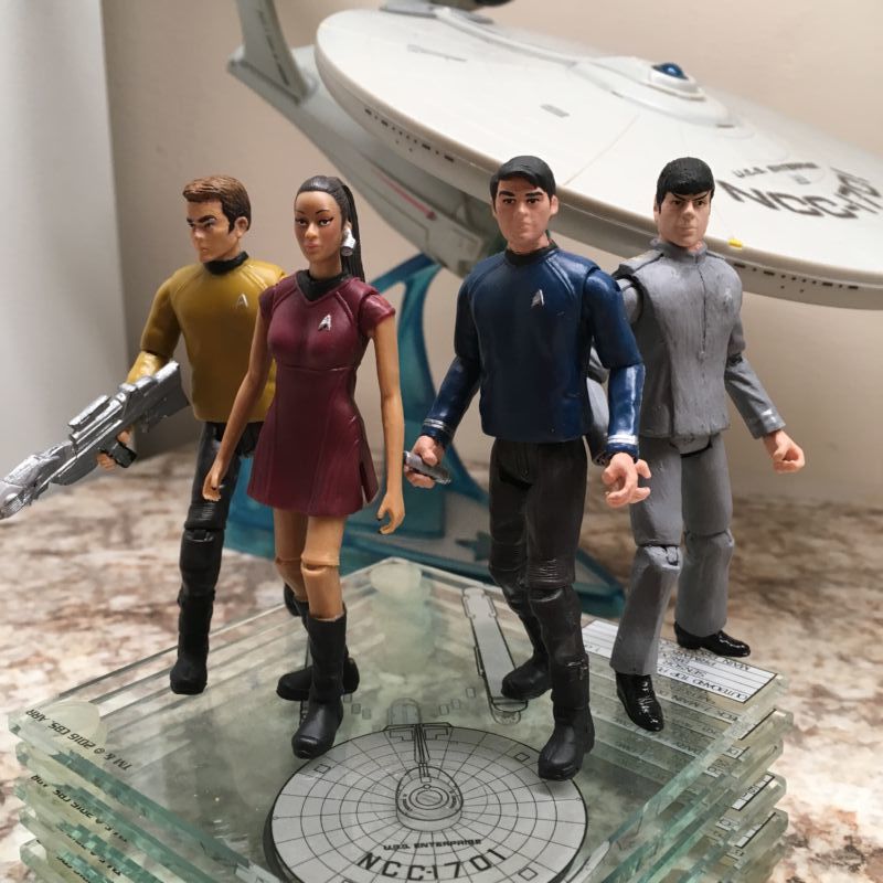Lt. Uhura and Dr. McCoy (Star Trek Into Darkness) (Star Trek) Custom ...