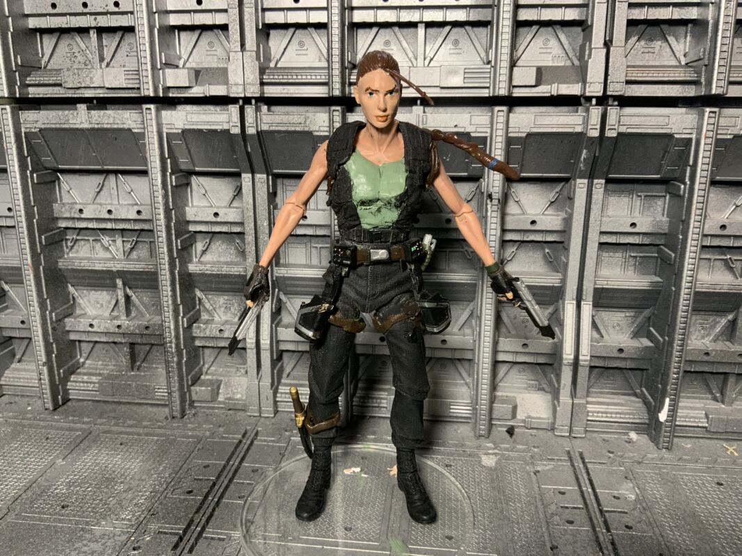 Lara Croft (Angelina Jolie) Tomb Raider (Tomb Raider) Custom Action Figure