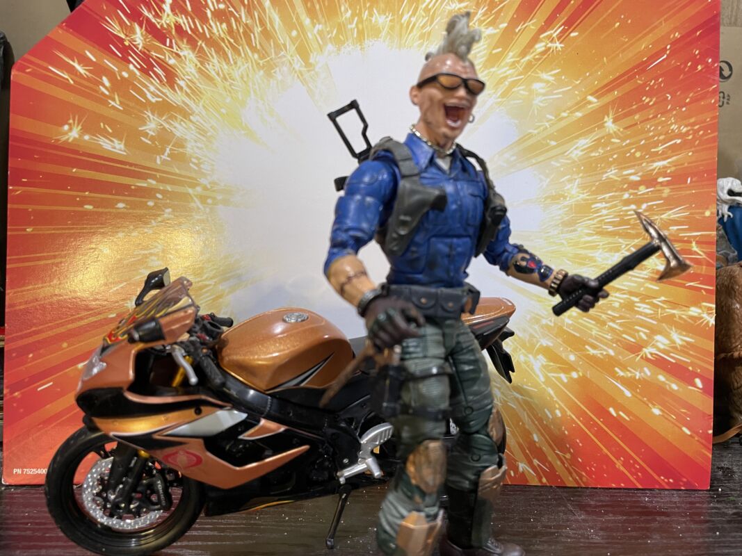 Tom A.Hawk / dreadnought (G.I. Joe Classified) Custom Action Figure