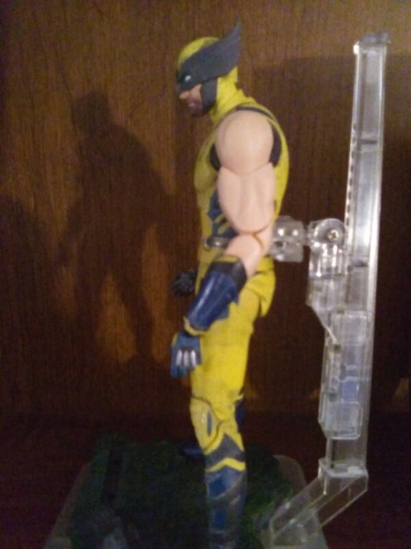 wolverine ( deadpool and wolverine) (Deadpool) Custom Action Figure