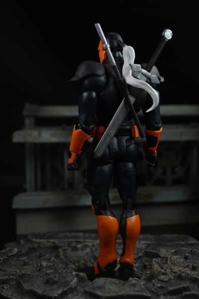 Deathstroke / Slade Wilson Young Justice Figure (Young Justice) Custom ...